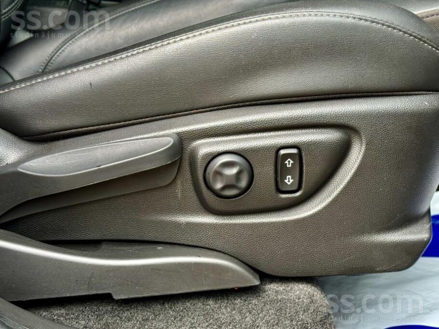 Grey Opel Mokka 2017 in Jelgava, with an engine capacity of 1.60 L and mileage of 0 thousand km for 9950 €, photo 15 on AUTOMOTO.COM.LV