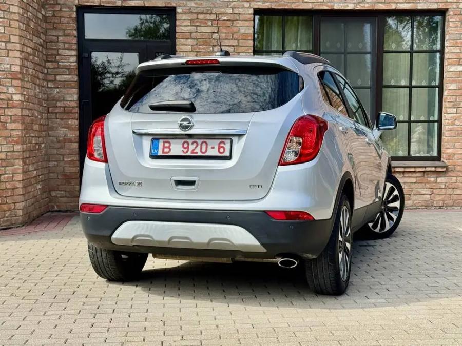Grey Opel Mokka 2017 in Jelgava, with an engine capacity of 1.60 L and mileage of 170 thousand km for 9500 €, photo 5 on AUTOMOTO.COM.LV