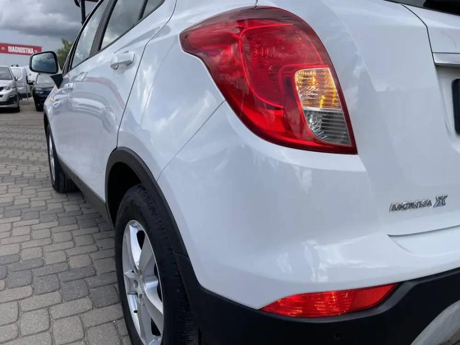 Grey Opel Mokka 2017 in Talsi, with an engine capacity of 1.60 L and mileage of 192 thousand km for 7600 €, photo 24 on AUTOMOTO.COM.LV