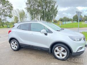 Pelēks Opel Mokka 2017 Rīga, ar dzinēja tilpumu 1.60 L un nobraukumu 178 tūkst. km par 9000 €, foto  vietnē AUTOMOTO.COM.LV