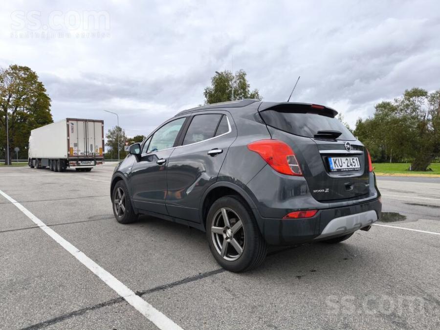 Серый Опель Mokka 2017 в Рига, объемом двигателя 1.40 л и пробегом 100 тыс. км за 12000 €, фото 6 на AUTOMOTO.COM.LV