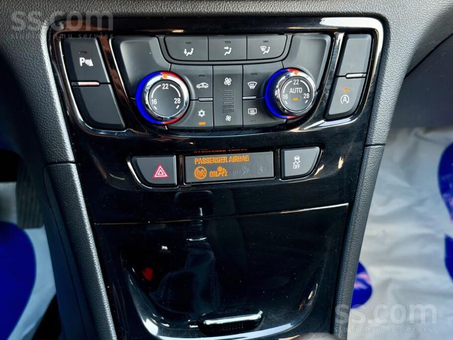 Pelēks Opel Mokka 2017 Jelgava, ar dzinēja tilpumu 1.60 L un nobraukumu 0 tūkst. km par 8950 €, foto 17 vietnē AUTOMOTO.COM.LV