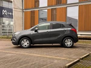 Серый Опель Mokka 2018 в Рига, объемом двигателя 1.60 л и пробегом 57 тыс. км за 10850 €, фото 3 на AUTOMOTO.COM.LV