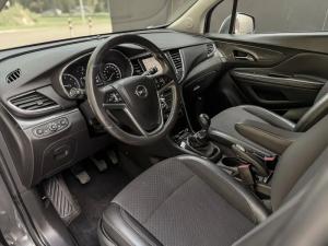 Pelēks Opel Mokka 2018 Jelgava, ar dzinēja tilpumu 1.60 L un nobraukumu 177 tūkst. km par 7900 €, foto 13 vietnē AUTOMOTO.COM.LV
