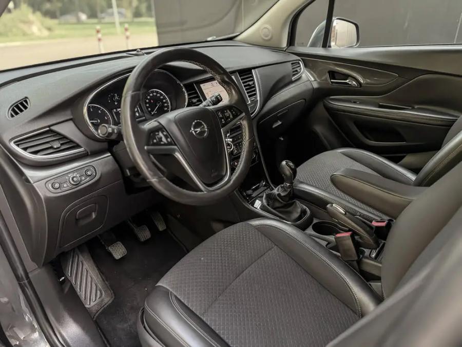 Pelēks Opel Mokka 2018 Jelgava, ar dzinēja tilpumu 1.60 L un nobraukumu 177 tūkst. km par 7900 €, foto 13 vietnē AUTOMOTO.COM.LV