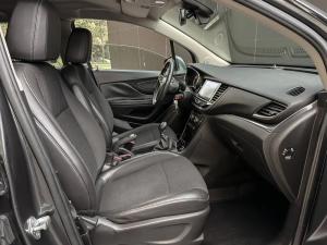 Pelēks Opel Mokka 2018 Jelgava, ar dzinēja tilpumu 1.60 L un nobraukumu 177 tūkst. km par 7900 €, foto 16 vietnē AUTOMOTO.COM.LV