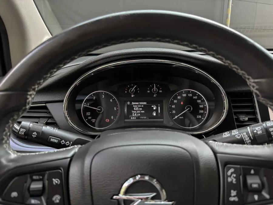 Pelēks Opel Mokka 2018 Jelgava, ar dzinēja tilpumu 1.60 L un nobraukumu 177 tūkst. km par 7900 €, foto 20 vietnē AUTOMOTO.COM.LV