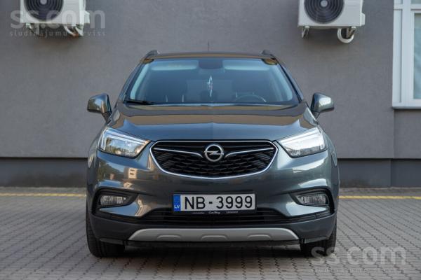 Серый Опель Mokka 2018 в Рига, объемом двигателя 1.40 л и пробегом 124 тыс. км за 8500 €, фото 1 на AUTOMOTO.COM.LV
