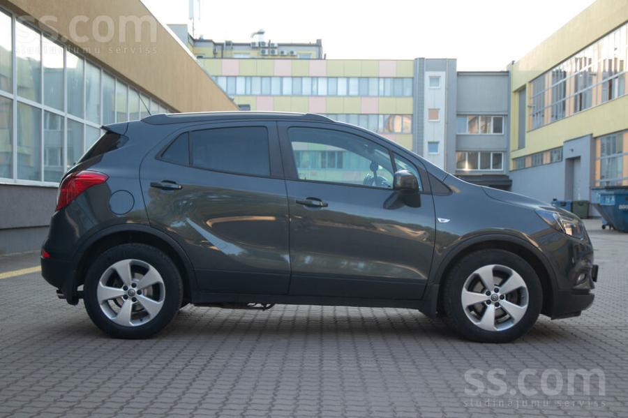 Grey Opel Mokka 2018 in Riga, with an engine capacity of 1.40 L and mileage of 124 thousand km for 8500 €, photo 6 on AUTOMOTO.COM.LV
