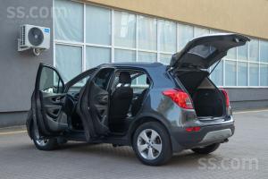 Grey Opel Mokka 2018 in Riga, with an engine capacity of 1.40 L and mileage of 124 thousand km for 8500 €, photo 11 on AUTOMOTO.COM.LV