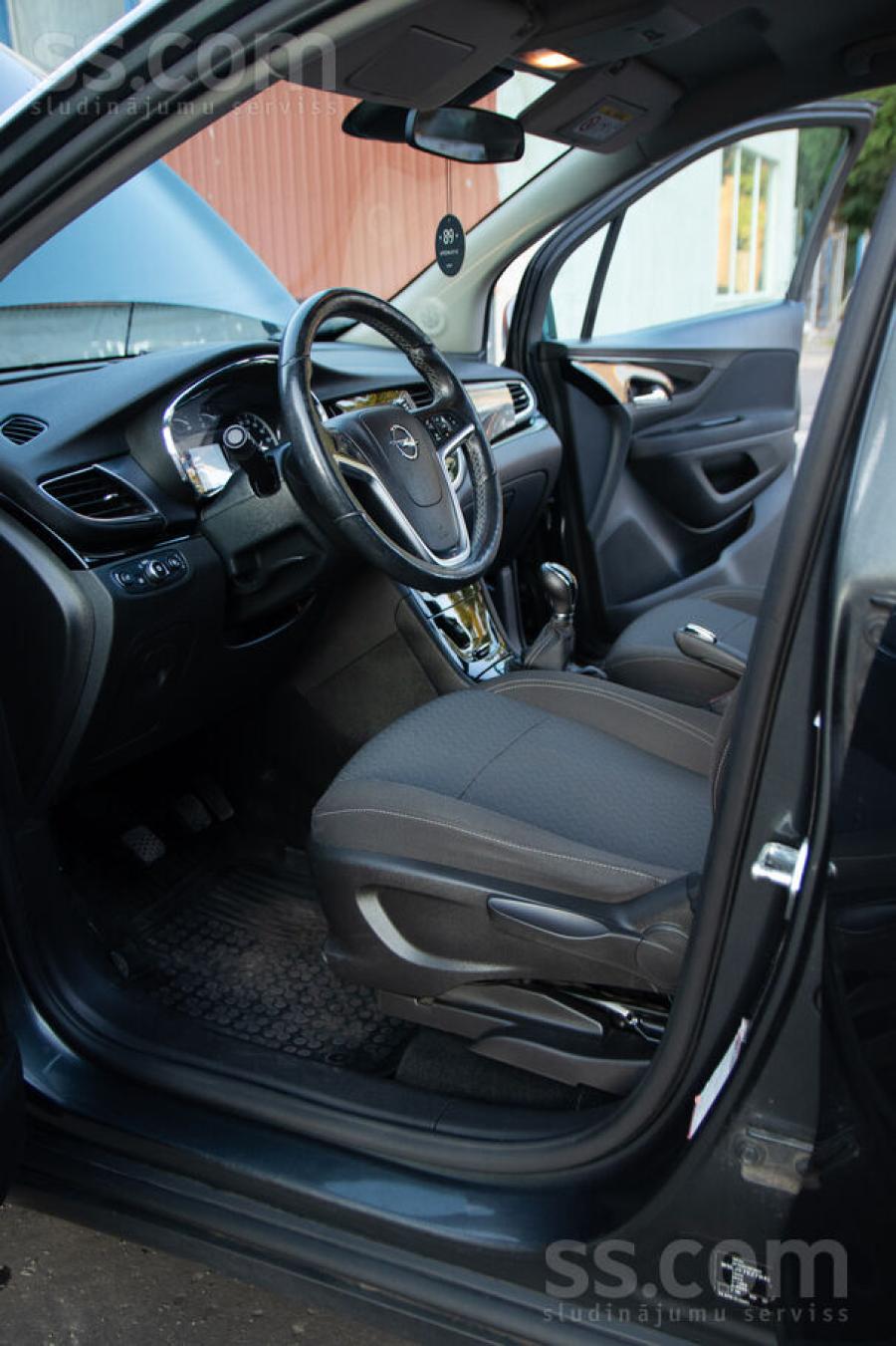 Grey Opel Mokka 2018 in Riga, with an engine capacity of 1.40 L and mileage of 124 thousand km for 8500 €, photo 29 on AUTOMOTO.COM.LV