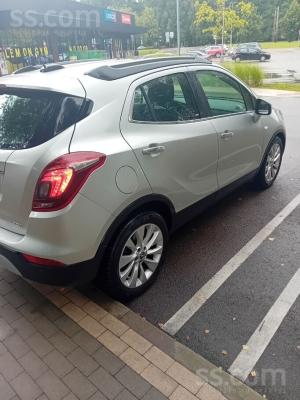 Grey Opel Mokka 2018 in Riga, with an engine capacity of 1.60 L and mileage of 70 thousand km for 10850 €, photo 5 on AUTOMOTO.COM.LV