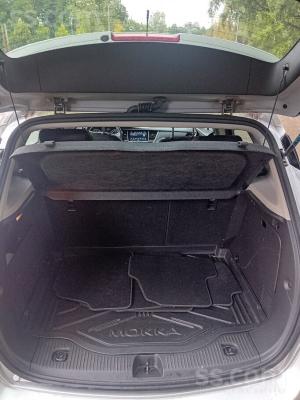 Grey Opel Mokka 2018 in Riga, with an engine capacity of 1.60 L and mileage of 70 thousand km for 10850 €, photo 10 on AUTOMOTO.COM.LV