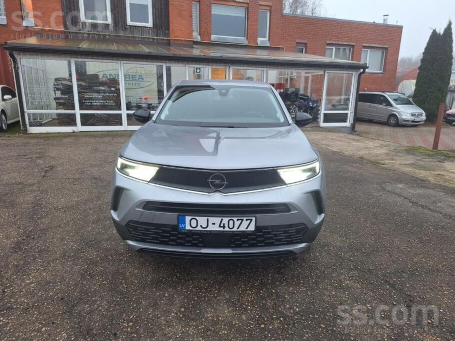 Grey Opel Mokka 2021 in Jelgava, with an engine capacity of 1.20 L and mileage of 132 thousand km for 13500 €, photo 1 on AUTOMOTO.COM.LV