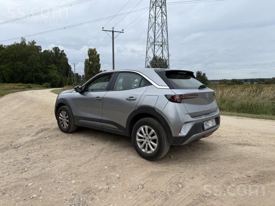 Grey Opel Mokka 2021 in Riga, with an engine capacity of 1.20 L and mileage of 71 thousand km for 14800 €, photo 4 on AUTOMOTO.COM.LV