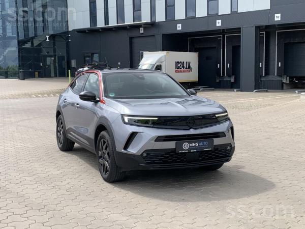 Серый Опель Mokka 2022 в Рига, объемом двигателя 1.70 л и пробегом 52 тыс. км за 19900 €, фото 1 на AUTOMOTO.COM.LV