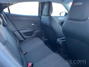 Pelēks Opel Mokka 2022 Rīga, ar dzinēja tilpumu 1.20 L un nobraukumu 82 tūkst. km par 14990 €, foto 8 vietnē AUTOMOTO.COM.LV