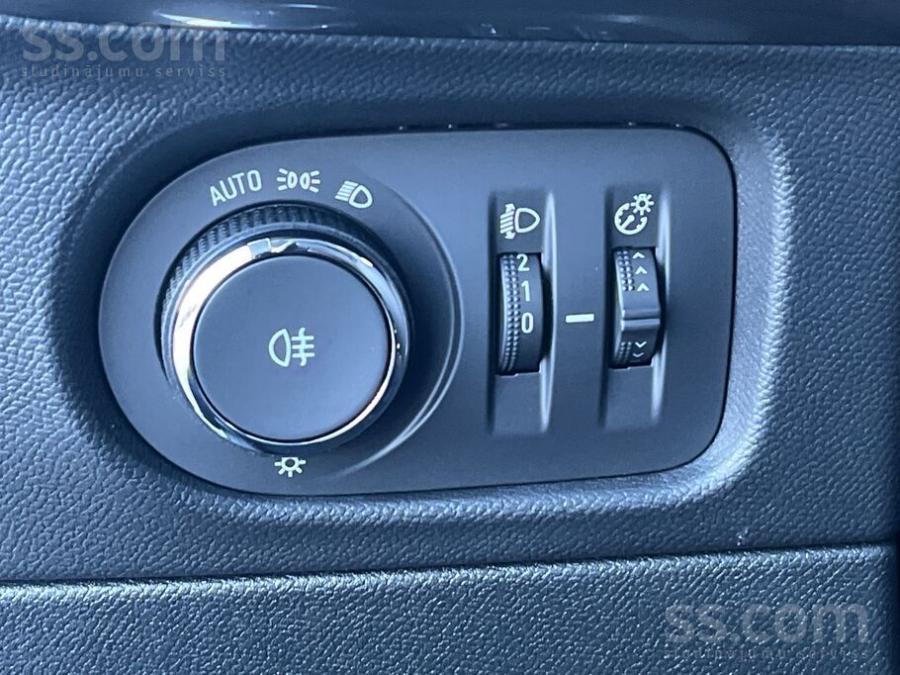 Pelēks Opel Mokka 2022 Rīga, ar dzinēja tilpumu 1.20 L un nobraukumu 82 tūkst. km par 14990 €, foto 22 vietnē AUTOMOTO.COM.LV