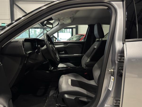 Grey Opel Mokka 2022 in Riga, with an engine capacity of 0.00 L and mileage of 37 thousand km for 18990 €, photo 10 on AUTOMOTO.COM.LV