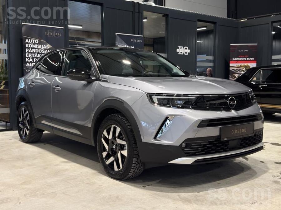 Серый Опель Mokka 2022 в Рига, объемом двигателя 1.60 л и пробегом 37 тыс. км за 18990 €, фото 1 на AUTOMOTO.COM.LV