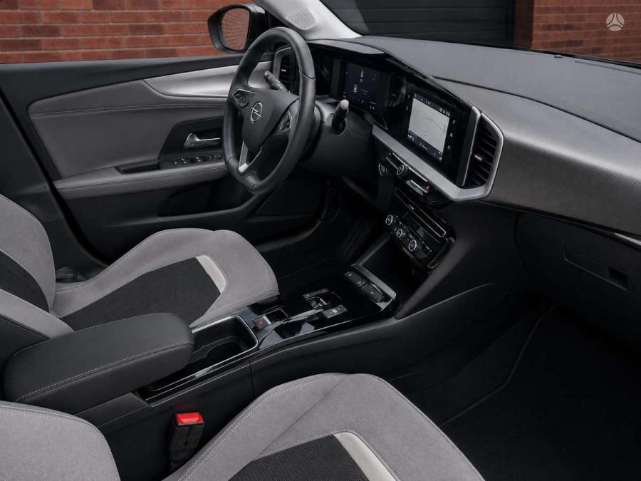 Pelēks Opel Mokka 2023 Marijampole, ar dzinēja tilpumu 1.20 L un nobraukumu 24 tūkst. km par 16819 €, foto 12 vietnē AUTOMOTO.COM.LV