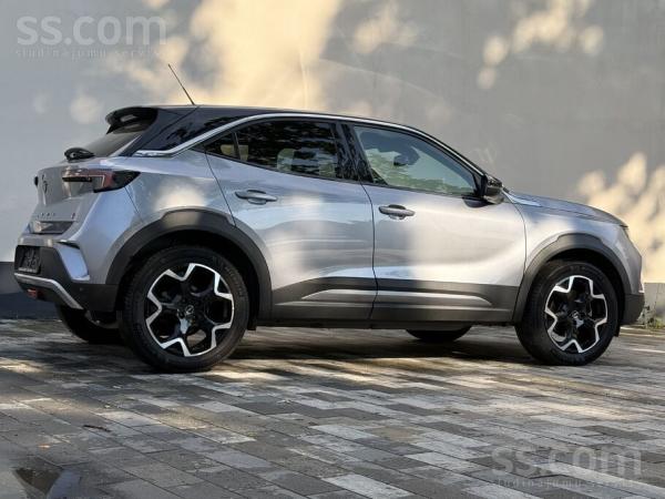 Grey Opel Mokka 2023 in Riga, with an engine capacity of 1.60 L and mileage of 31 thousand km for 19900 €, photo 8 on AUTOMOTO.COM.LV