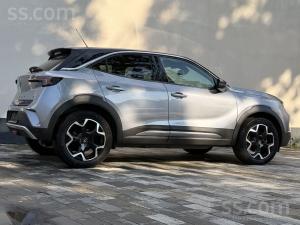 Pelēks Opel Mokka 2023 Rīga, ar dzinēja tilpumu 1.60 L un nobraukumu 31 tūkst. km par 19900 €, foto 9 vietnē AUTOMOTO.COM.LV