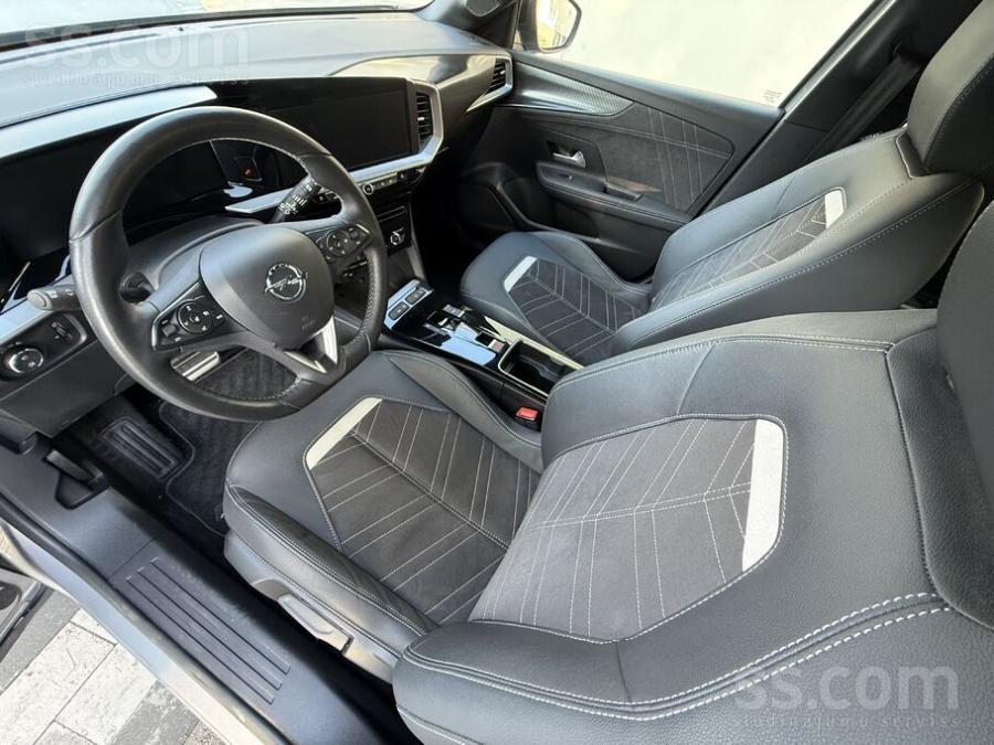 Pelēks Opel Mokka 2023 Rīga, ar dzinēja tilpumu 1.60 L un nobraukumu 31 tūkst. km par 19900 €, foto 13 vietnē AUTOMOTO.COM.LV
