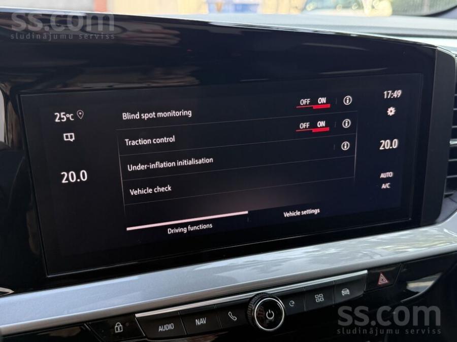 Pelēks Opel Mokka 2023 Rīga, ar dzinēja tilpumu 1.60 L un nobraukumu 31 tūkst. km par 19900 €, foto 23 vietnē AUTOMOTO.COM.LV