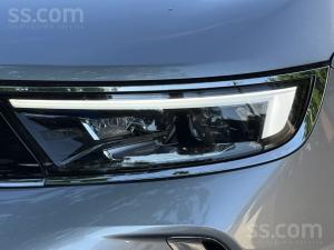 Pelēks Opel Mokka 2023 Rīga, ar dzinēja tilpumu 1.60 L un nobraukumu 31 tūkst. km par 19900 €, foto 30 vietnē AUTOMOTO.COM.LV