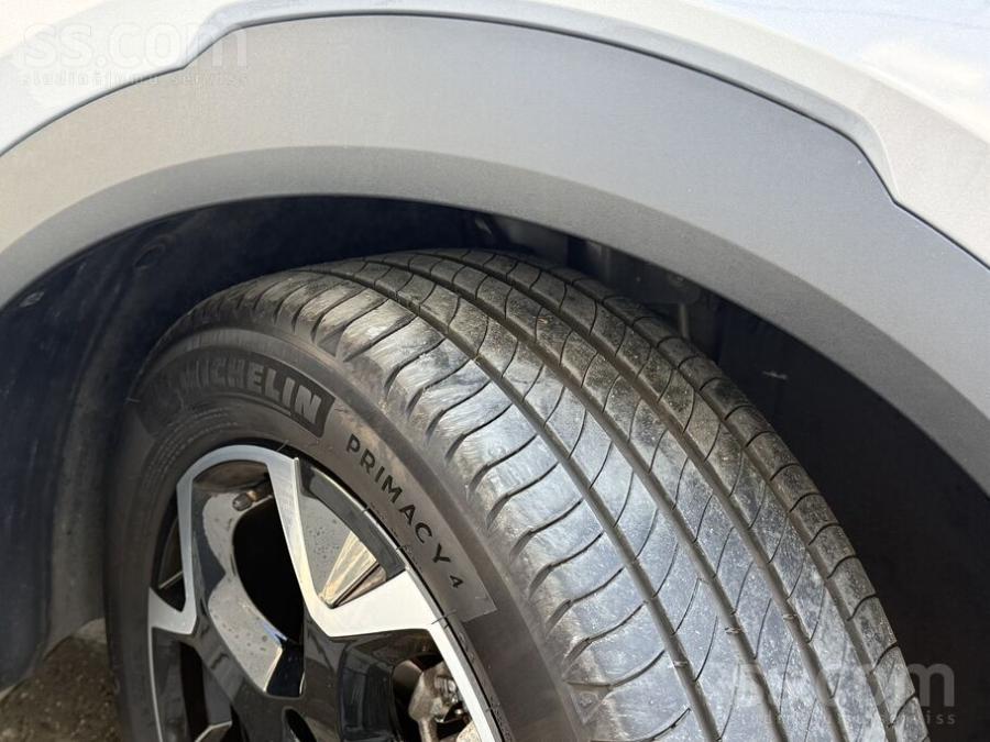 Pelēks Opel Mokka 2023 Rīga, ar dzinēja tilpumu 1.60 L un nobraukumu 31 tūkst. km par 19900 €, foto 32 vietnē AUTOMOTO.COM.LV