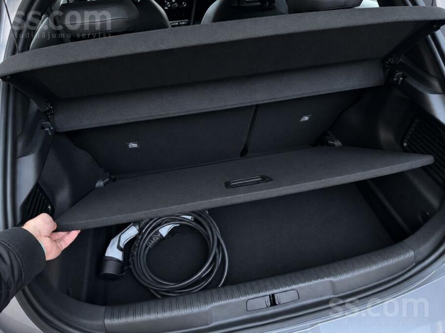 Grey Opel Mokka 2023 in Cesis, with an engine capacity of 1.70 L and mileage of 22 thousand km for 19500 €, photo 18 on AUTOMOTO.COM.LV