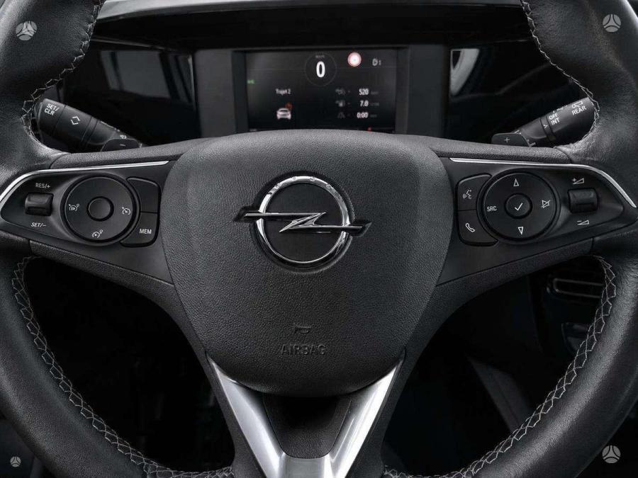 Grey Opel Mokka 2023 in Marijampole, with an engine capacity of 1.20 L and mileage of 24 thousand km for 16698 €, photo 13 on AUTOMOTO.COM.LV