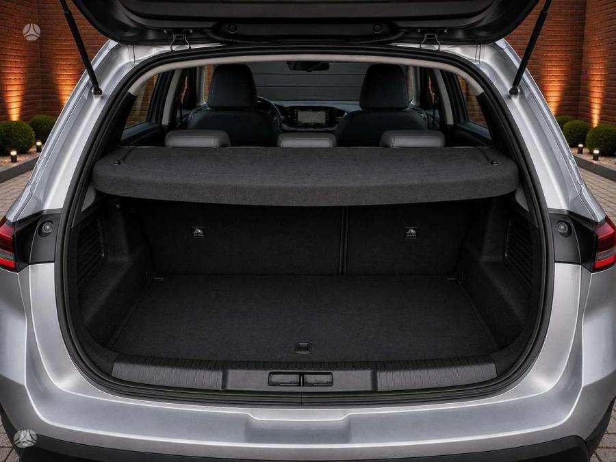 Grey Opel Mokka 2023 in Marijampole, with an engine capacity of 1.20 L and mileage of 24 thousand km for 16698 €, photo 22 on AUTOMOTO.COM.LV