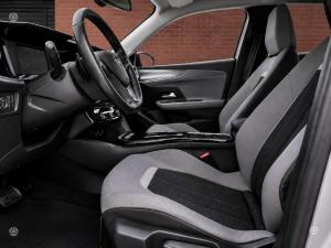 Grey Opel Mokka 2023 in Marijampole, with an engine capacity of 1.20 L and mileage of 24 thousand km for 16577 €, photo 10 on AUTOMOTO.COM.LV
