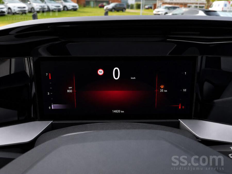 Grey Opel Mokka 2025 in Jelgava, with an engine capacity of 1.20 L and mileage of 15 thousand km for 21600 €, photo 9 on AUTOMOTO.COM.LV