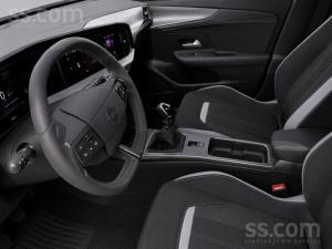 Grey Opel Mokka 2025 in Jelgava, with an engine capacity of 1.20 L and mileage of 15 thousand km for 21600 €, photo 15 on AUTOMOTO.COM.LV