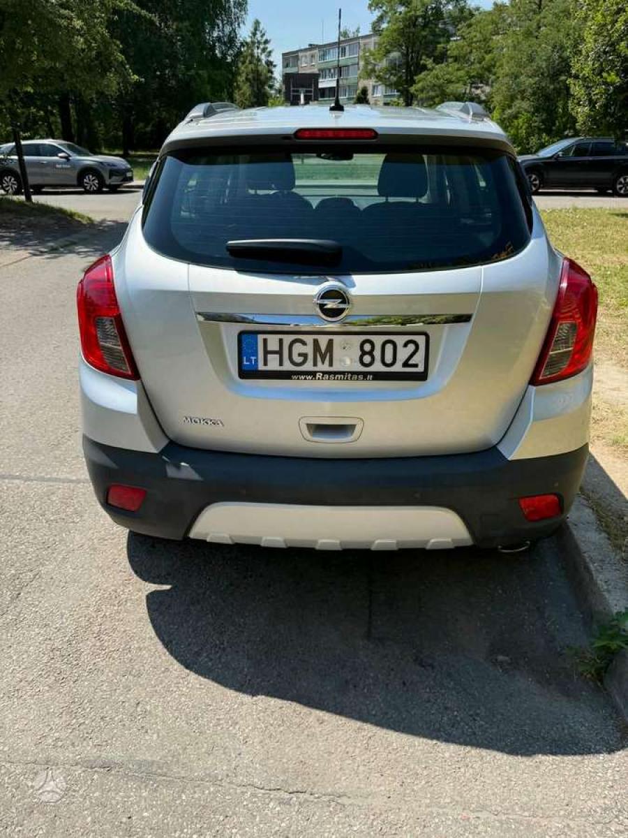 Grey Opel Mokka 2014 in Vilnius, with an engine capacity of 1.60 L and mileage of 109 thousand km for 6500 €, photo 11 on AUTOMOTO.COM.LV