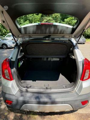 Grey Opel Mokka 2014 in Vilnius, with an engine capacity of 1.60 L and mileage of 109 thousand km for 6500 €, photo 12 on AUTOMOTO.COM.LV
