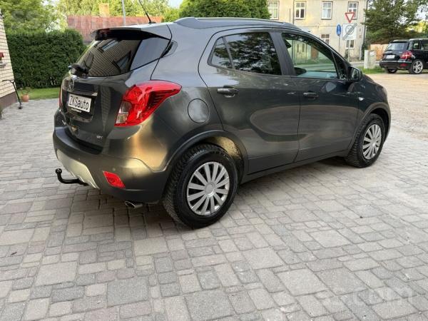 Grey Opel Mokka 2015 in Jelgava, with an engine capacity of 1.60 L and mileage of 228 thousand km for 7600 €, photo 4 on AUTOMOTO.COM.LV