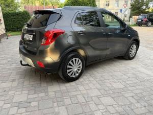 Grey Opel Mokka 2015 in Jelgava, with an engine capacity of 1.60 L and mileage of 228 thousand km for 7600 €, photo 5 on AUTOMOTO.COM.LV