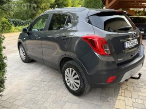 Grey Opel Mokka 2015 in Jelgava, with an engine capacity of 1.60 L and mileage of 228 thousand km for 7600 €, photo 6 on AUTOMOTO.COM.LV