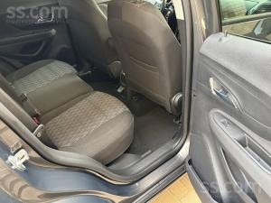 Grey Opel Mokka 2015 in Jelgava, with an engine capacity of 1.60 L and mileage of 228 thousand km for 7600 €, photo 11 on AUTOMOTO.COM.LV