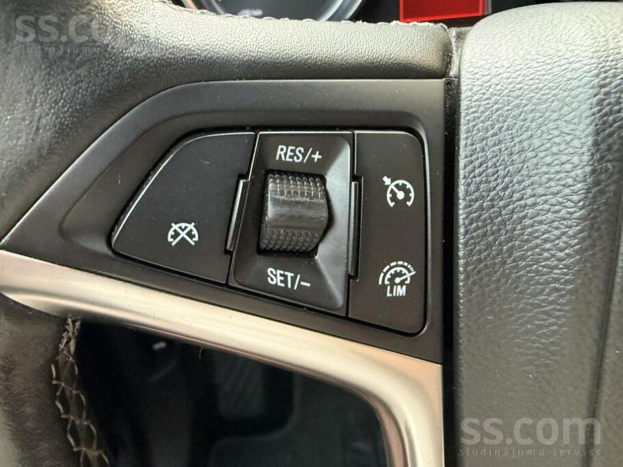 Grey Opel Mokka 2015 in Jelgava, with an engine capacity of 1.60 L and mileage of 228 thousand km for 7600 €, photo 17 on AUTOMOTO.COM.LV