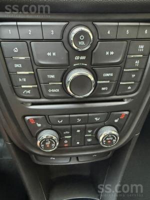 Grey Opel Mokka 2015 in Jelgava, with an engine capacity of 1.60 L and mileage of 228 thousand km for 7600 €, photo 19 on AUTOMOTO.COM.LV