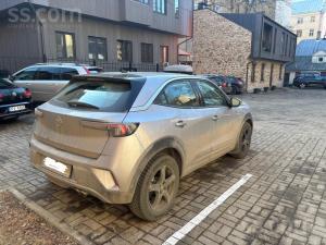 Серый Опель Mokka 2024 в Рига, объемом двигателя 1.20 л и пробегом 10 тыс. км за 20900 €, фото 7 на AUTOMOTO.COM.LV