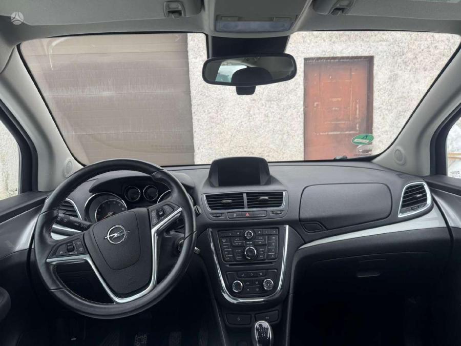 Pelēks Opel Mokka 2013 Jurbarkas, ar dzinēja tilpumu 1.60 L un nobraukumu 197 tūkst. km par 6650 €, foto 7 vietnē AUTOMOTO.COM.LV
