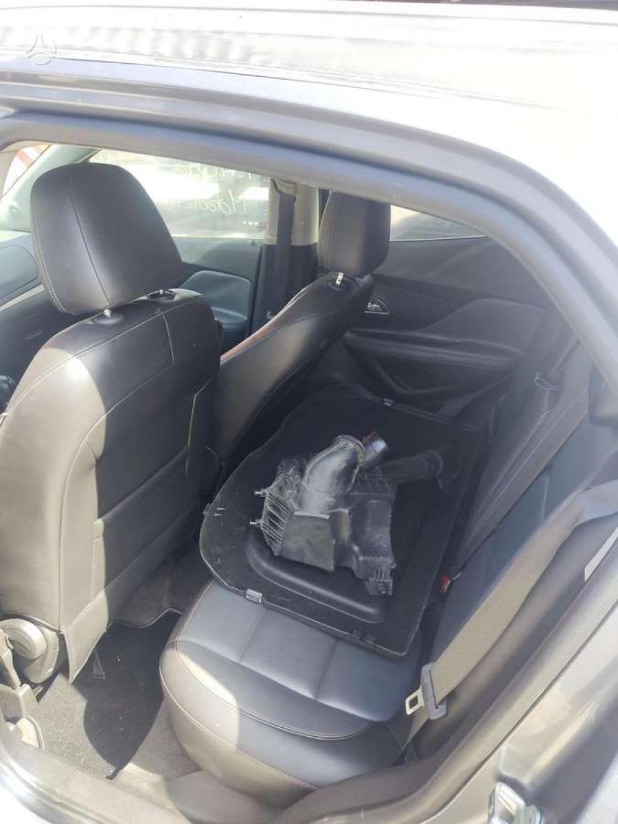Grey Opel Mokka 2013 in Kaunas, with an engine capacity of 1.70 L and mileage of 208 thousand km for 3600 €, photo 3 on AUTOMOTO.COM.LV