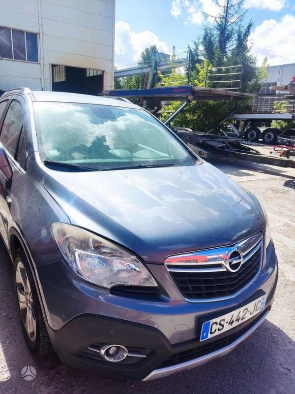 Grey Opel Mokka 2013 in Kaunas, with an engine capacity of 1.70 L and mileage of 208 thousand km for 3600 €, photo 5 on AUTOMOTO.COM.LV