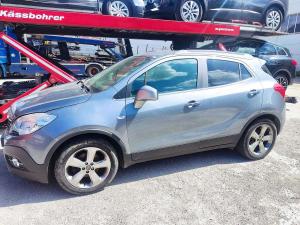 Grey Opel Mokka 2013 in Kaunas, with an engine capacity of 1.70 L and mileage of 208 thousand km for 3600 €, photo 12 on AUTOMOTO.COM.LV